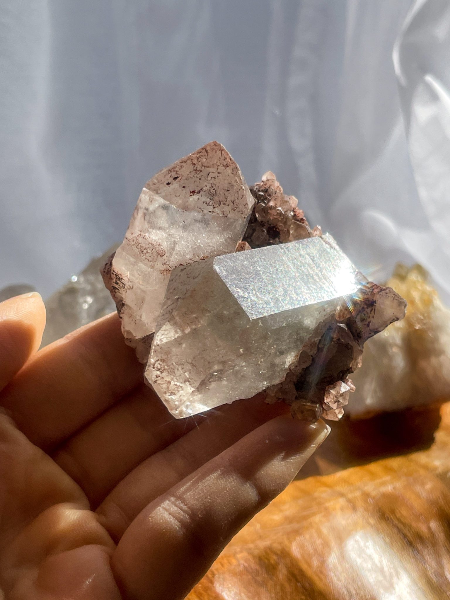 ヒマラヤ ファントム レッドヘマタイトクォーツ（赤水晶） - Amrita Crystal